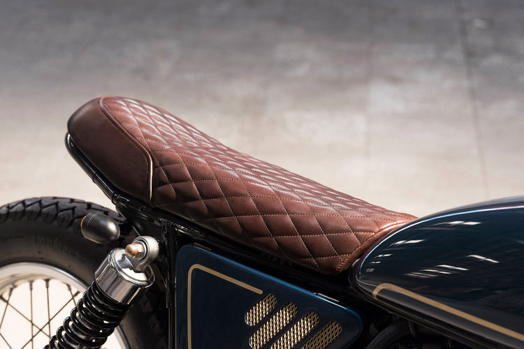 Yamaha SR400 2017 War Paint – Bunker Custom Cycles